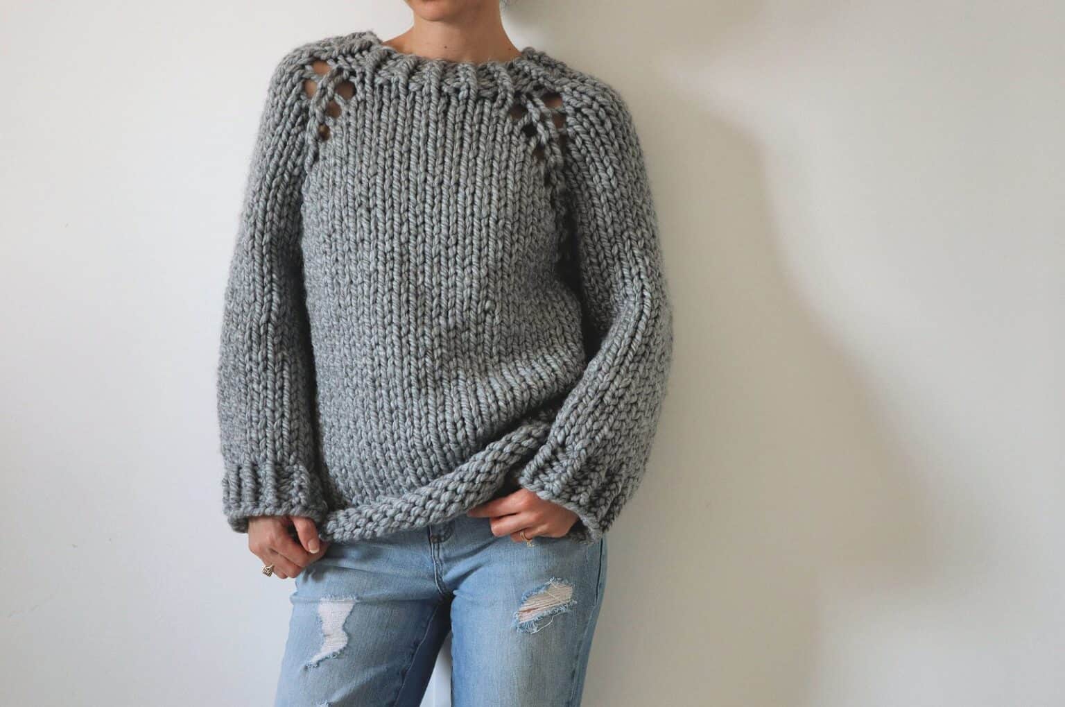 12 Beginner Knitting Patterns for Beautiful Easy Sweaters - Make Calm ...